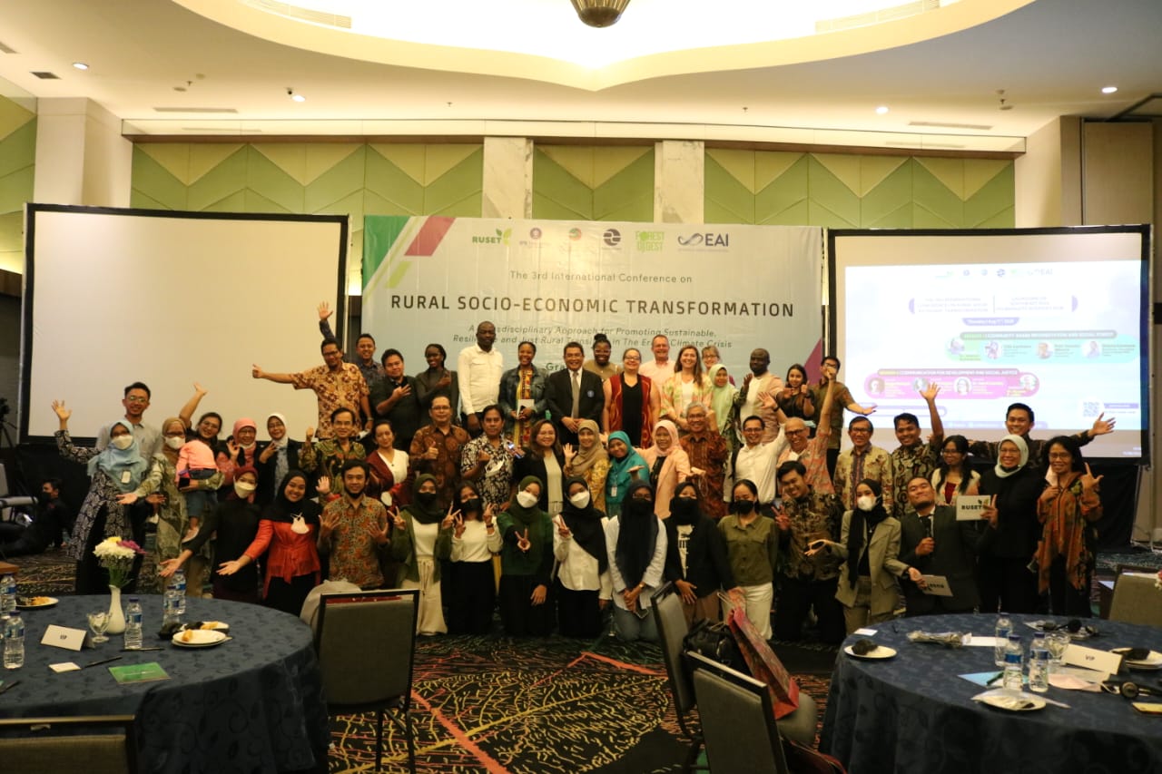 SEA Journalist-Scientist Rainforest Hub Launches in Bogor, Indonesia | Pulitzer Center